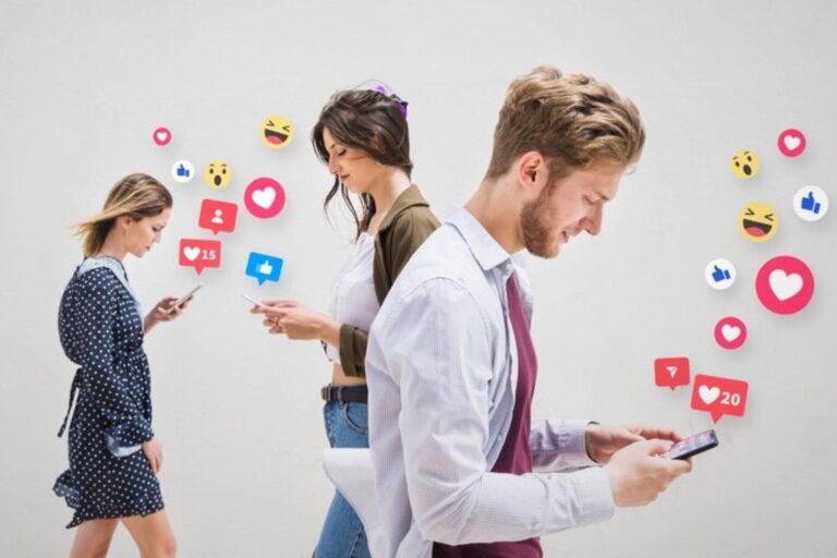 7 Major Risks And Benefits Of Social Media Events Strategy